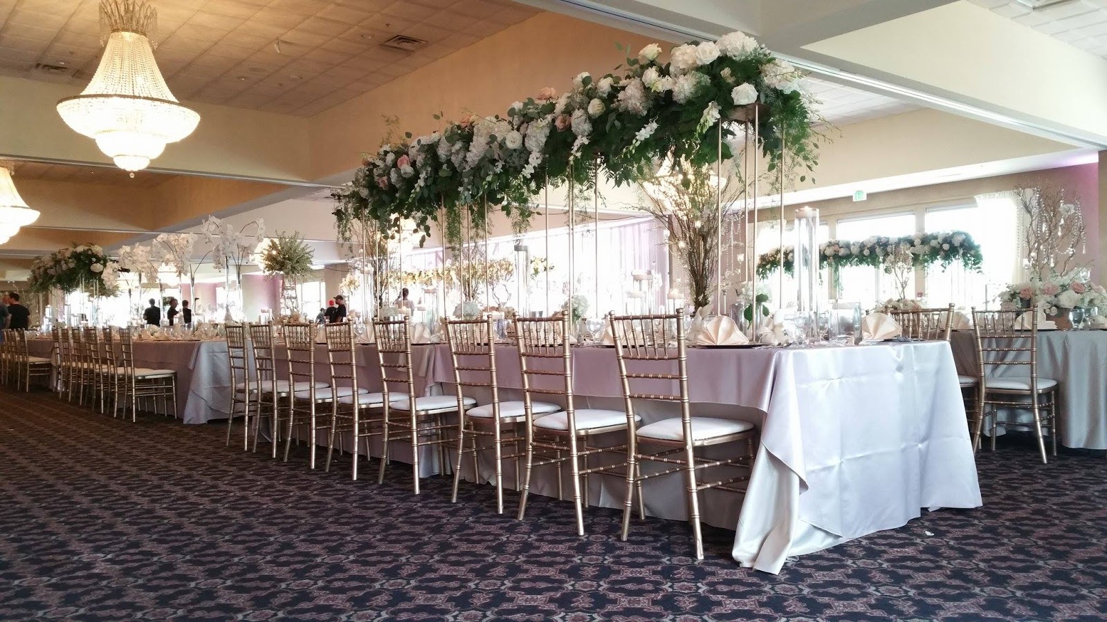 Avalon Manor Banquet Center - Wedding Venue | VowVenue.com
