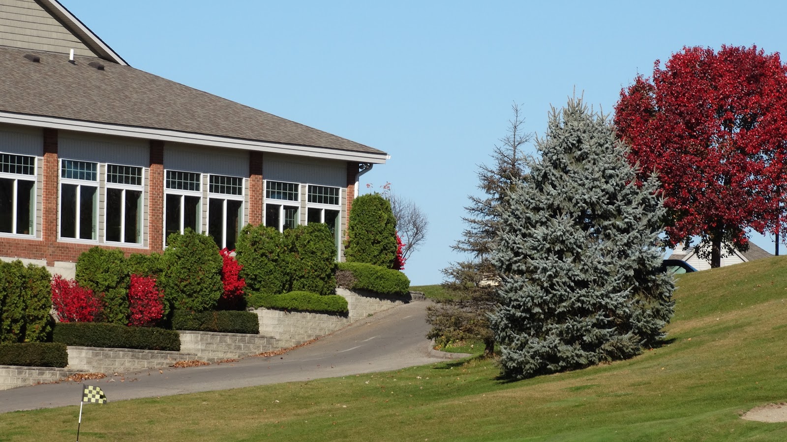 Beacon Hill Golf Club and Banquet Center - Wedding Venue | VowVenue.com