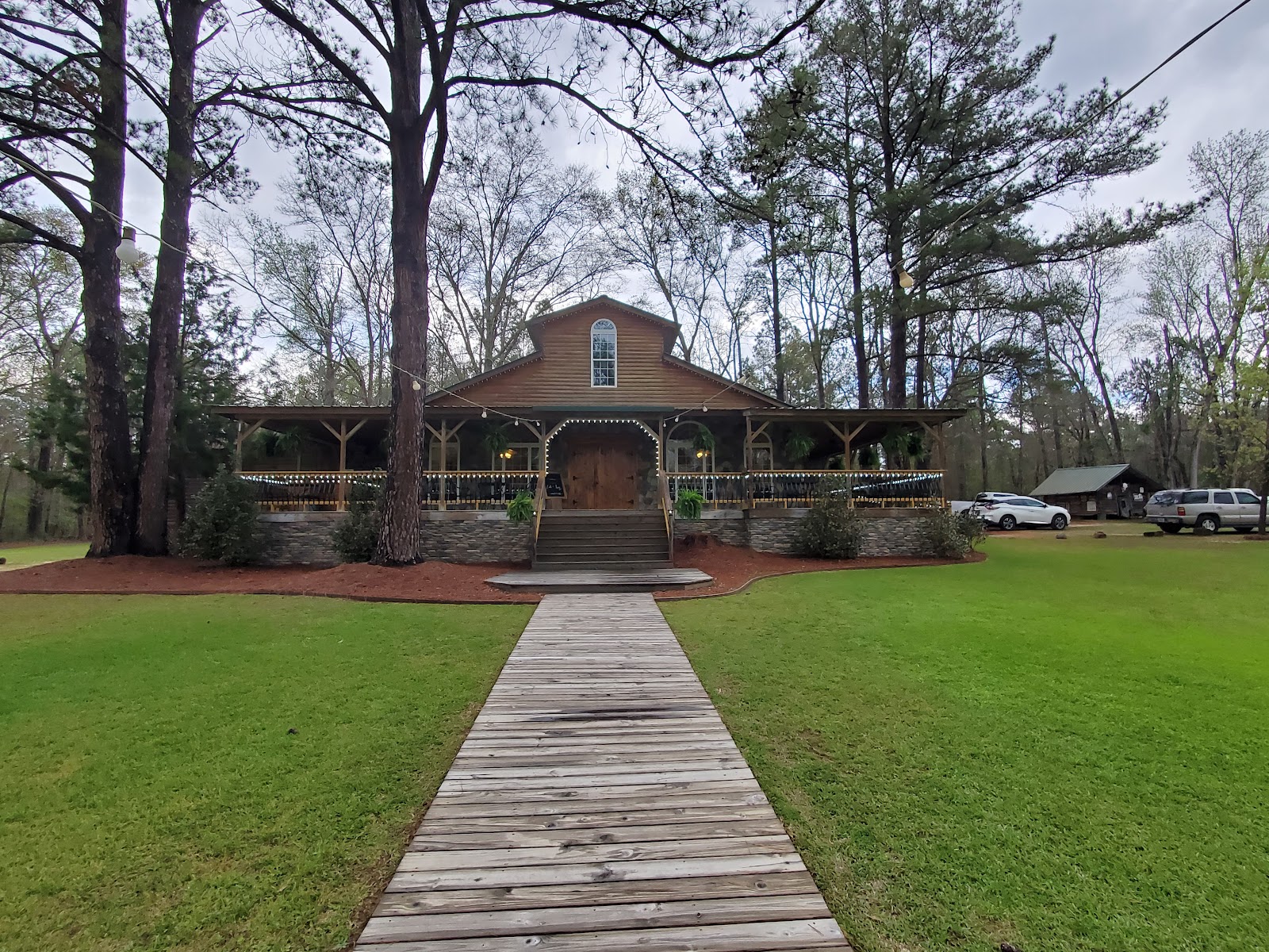 Bison Valley Lodge - Wedding Venue | VowVenue.com