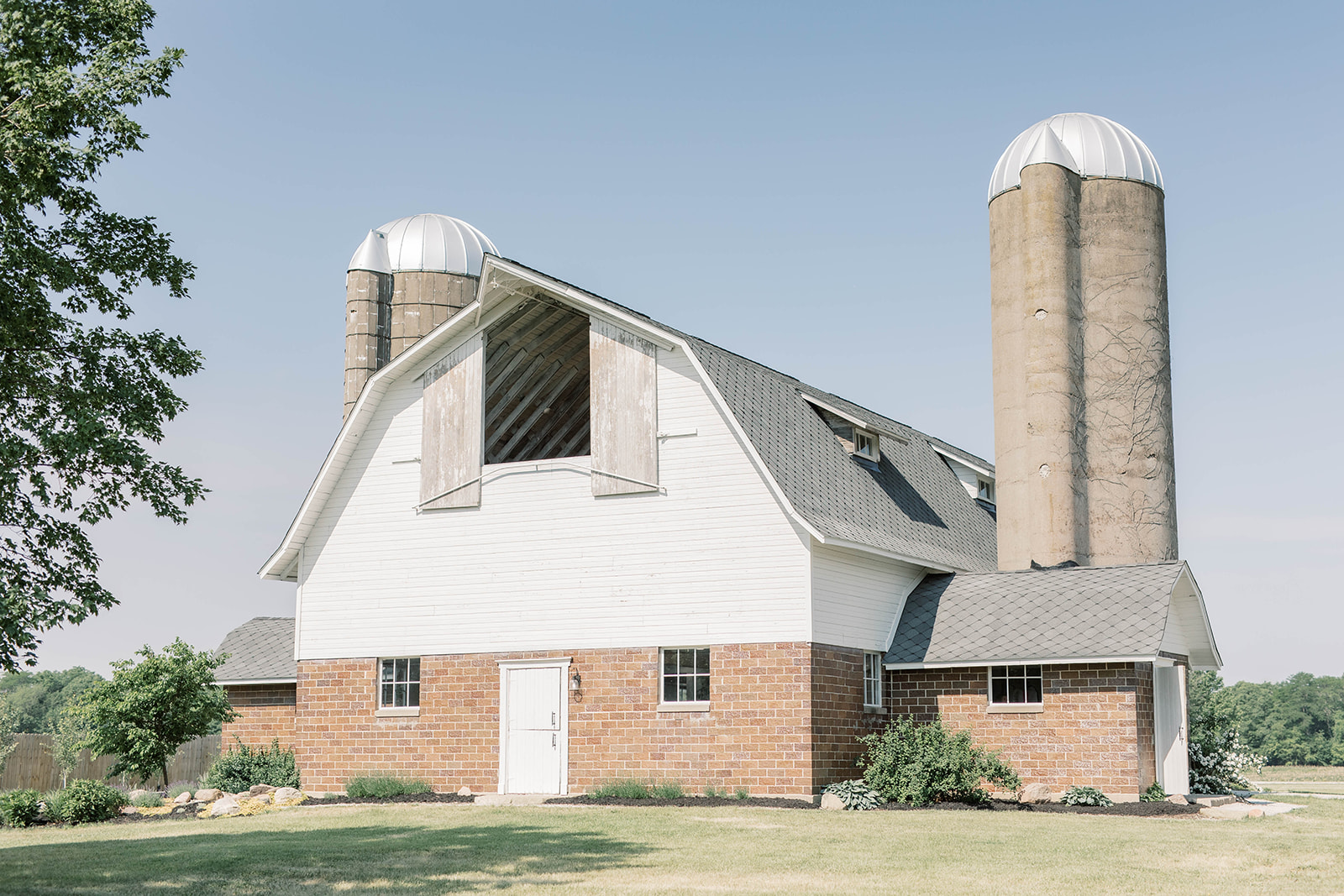 Blossom Barn Venue - Wedding Venue | VowVenue.com