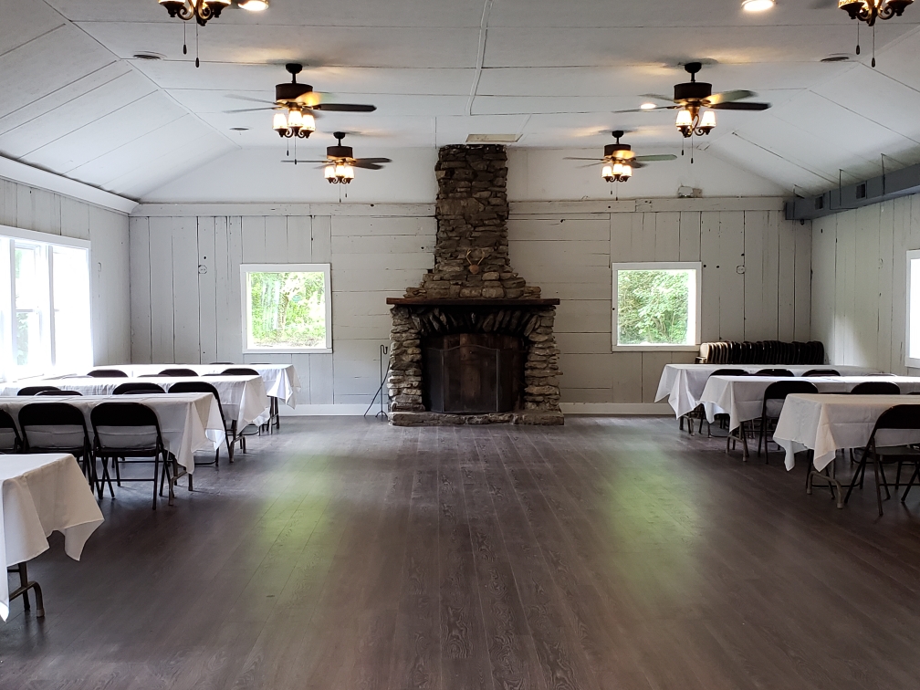 Deer Run Lodge Event Center - Wedding Venue | VowVenue.com