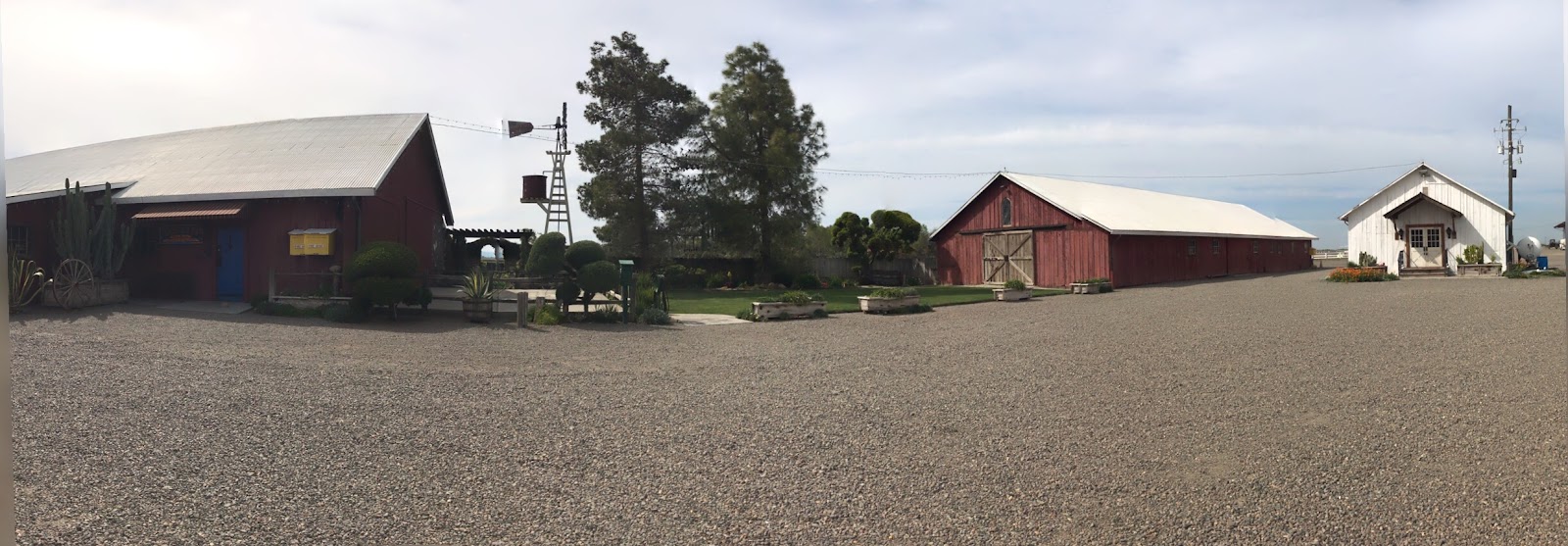Delta Party Barn - Wedding Venue | VowVenue.com
