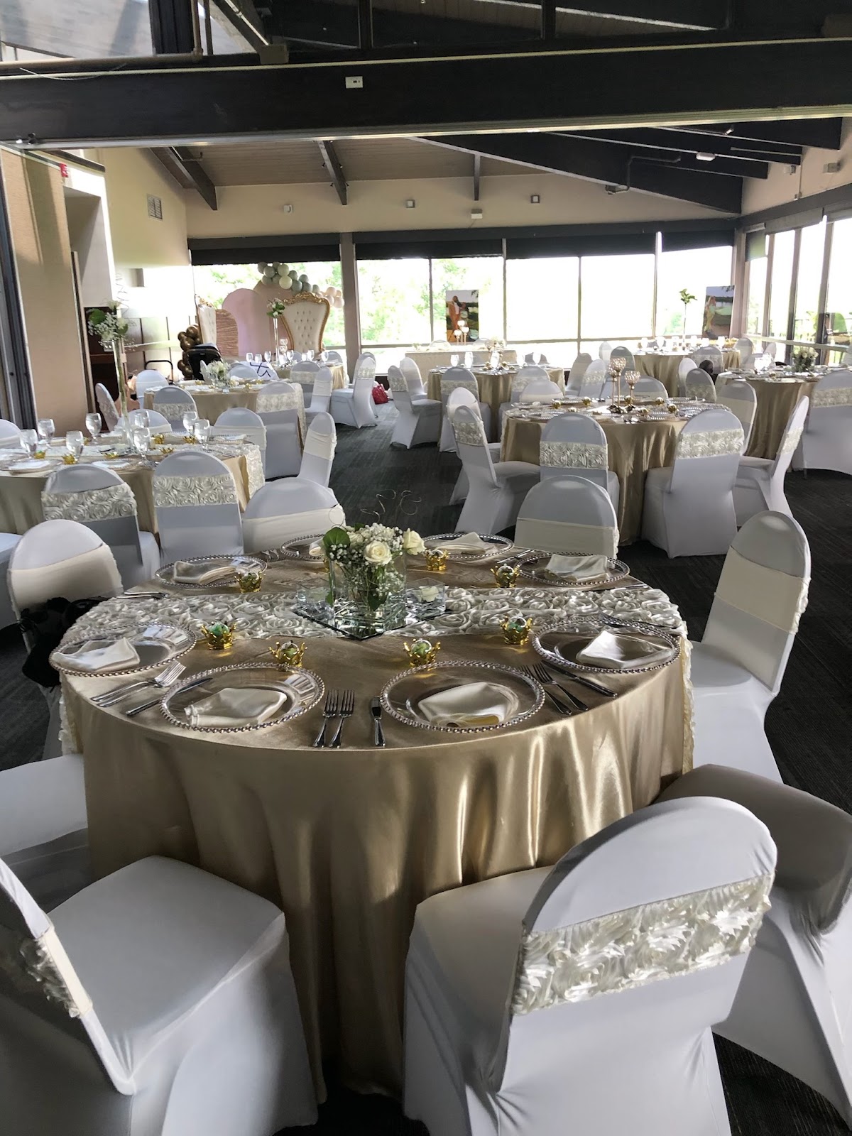 Eagle Crest Lakeview Banquet Facility - Wedding Venue | VowVenue.com