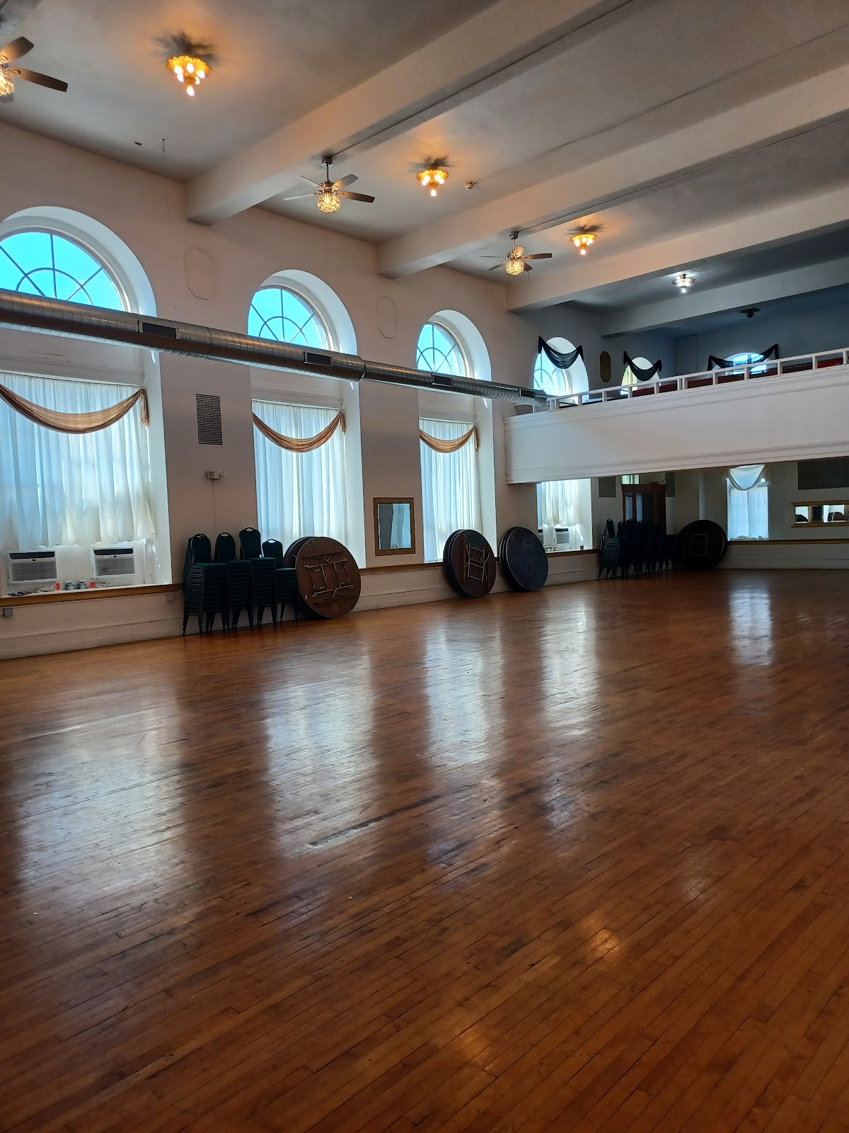 Elevations Event Center - Wedding Venue | VowVenue.com