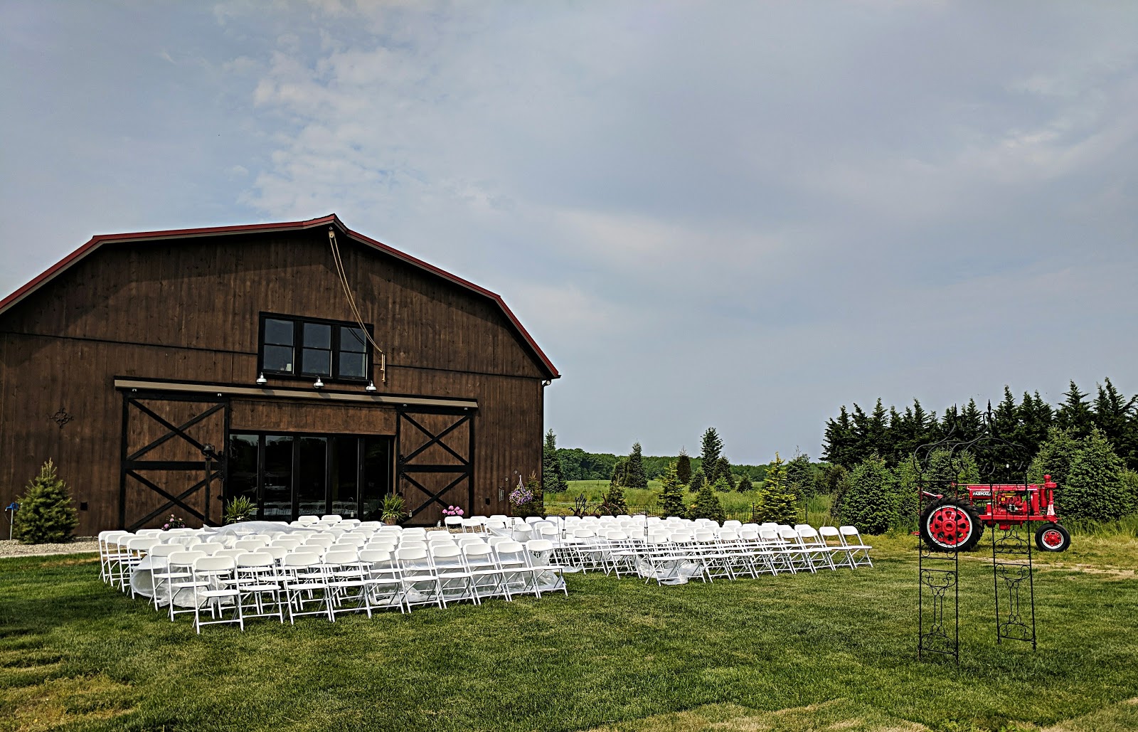 Evergreen Farms - Wedding Venue | VowVenue.com