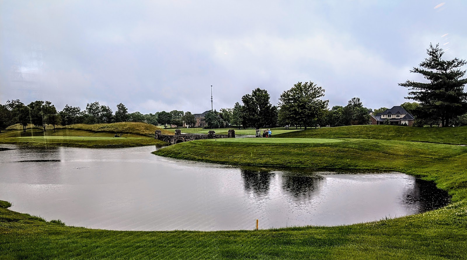 Four Bridges Country Club - Wedding Venue | VowVenue.com