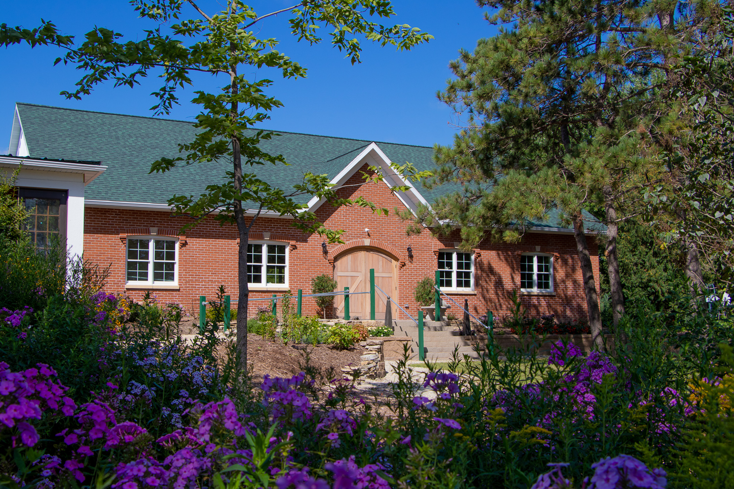 Garten Marketplatz Perennial Farms - Wedding Venue | VowVenue.com