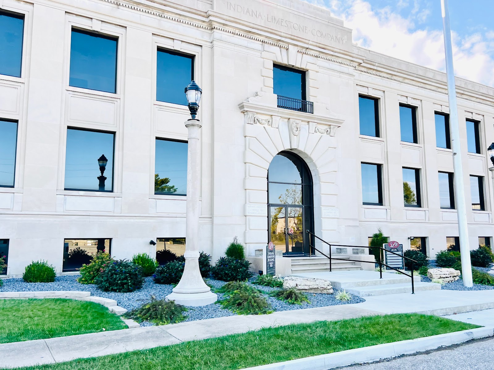 Historic Indiana Limestone Building - Wedding Venue | VowVenue.com
