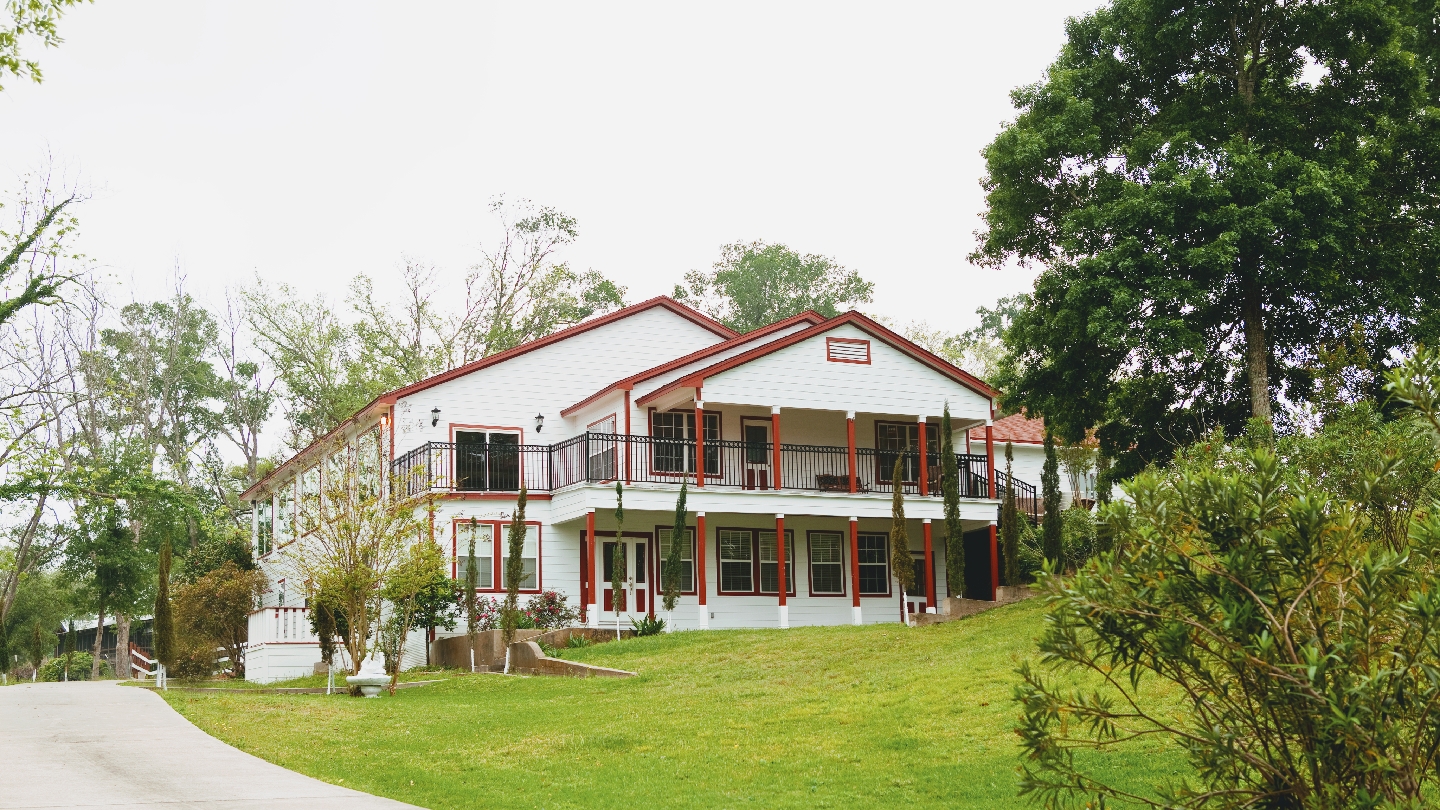 Honey Bee Ranch Event Center - Wedding Venue | VowVenue.com