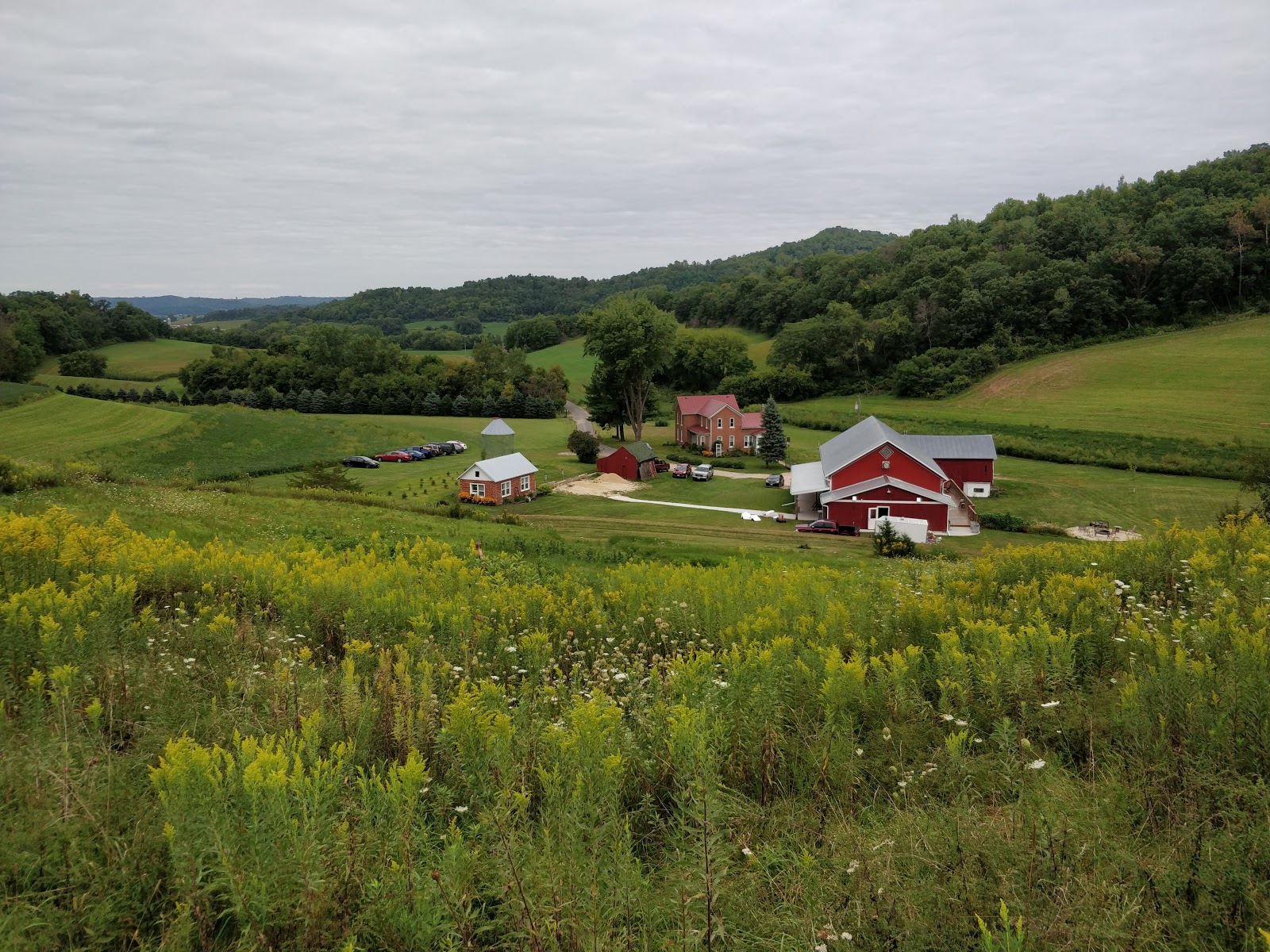 Horstmann Homestead Farm - Wedding Venue | VowVenue.com