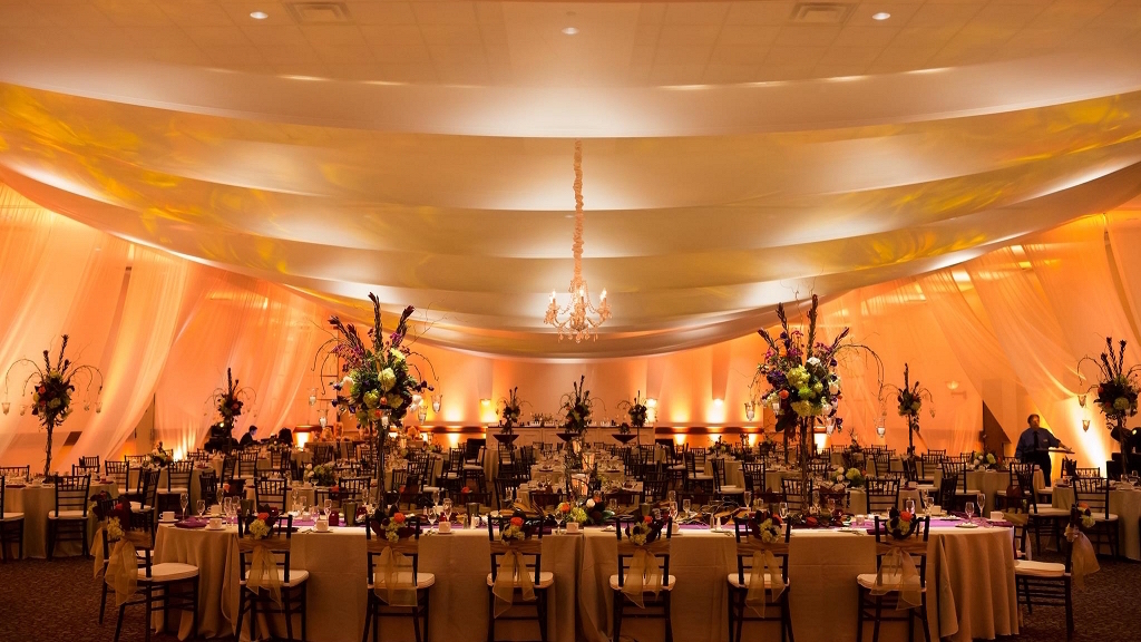 Inwood Oaks Event Center - Wedding Venue | VowVenue.com
