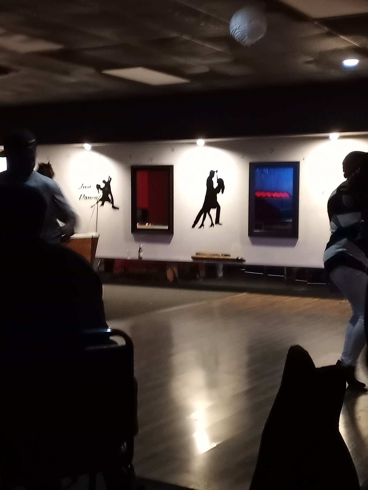 Milwaukee Garage Dance Studio - Wedding Venue | VowVenue.com