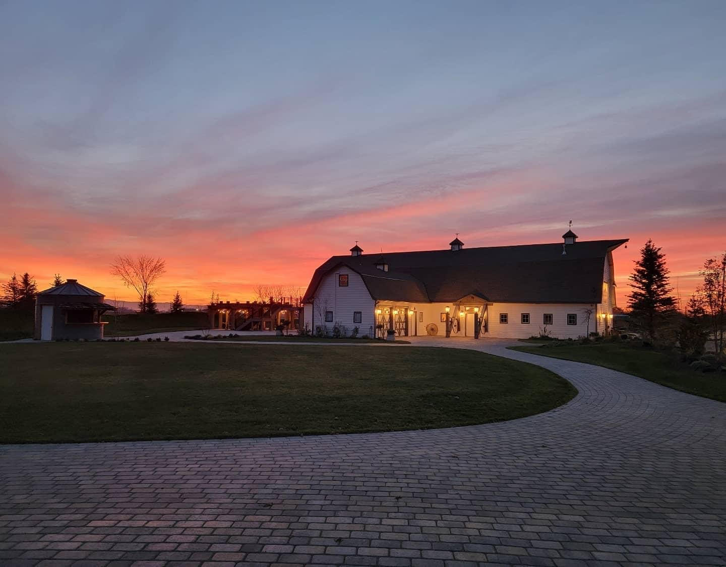 Mint Barrel Barn - Event Center - Wedding Venue | VowVenue.com