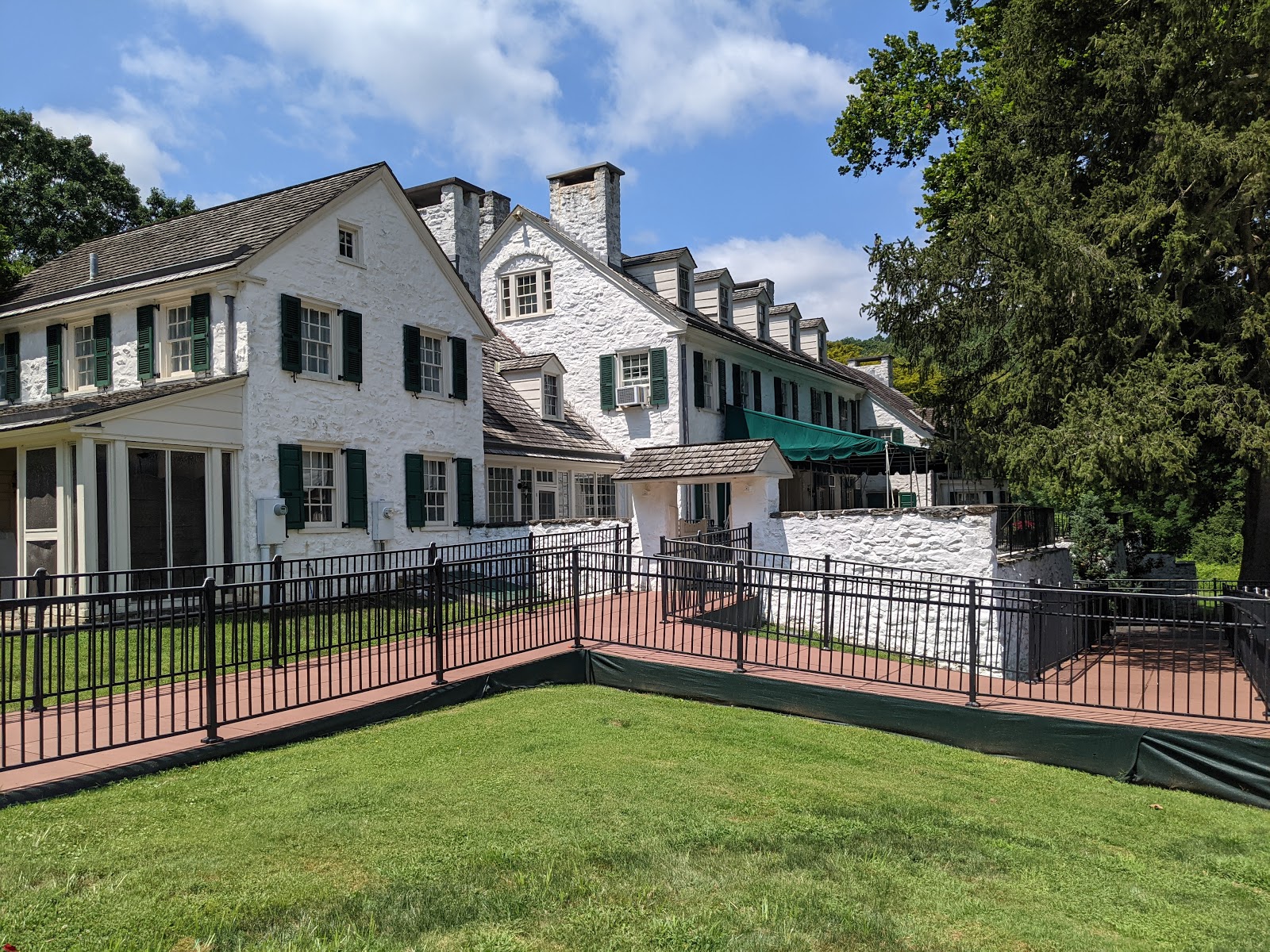 Philander Chase Knox Estate - Wedding Venue | VowVenue.com