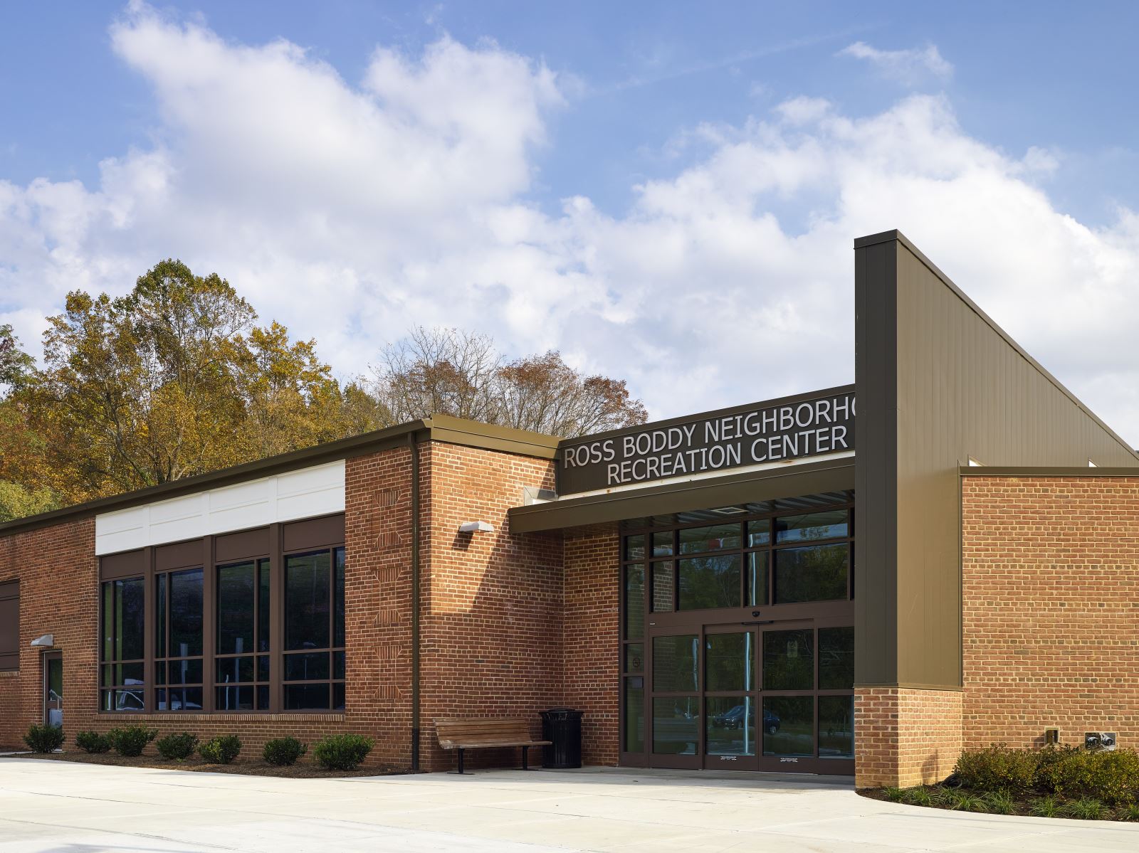 Ross Boddy Neighborhood Recreation Center - Wedding Venue | VowVenue.com