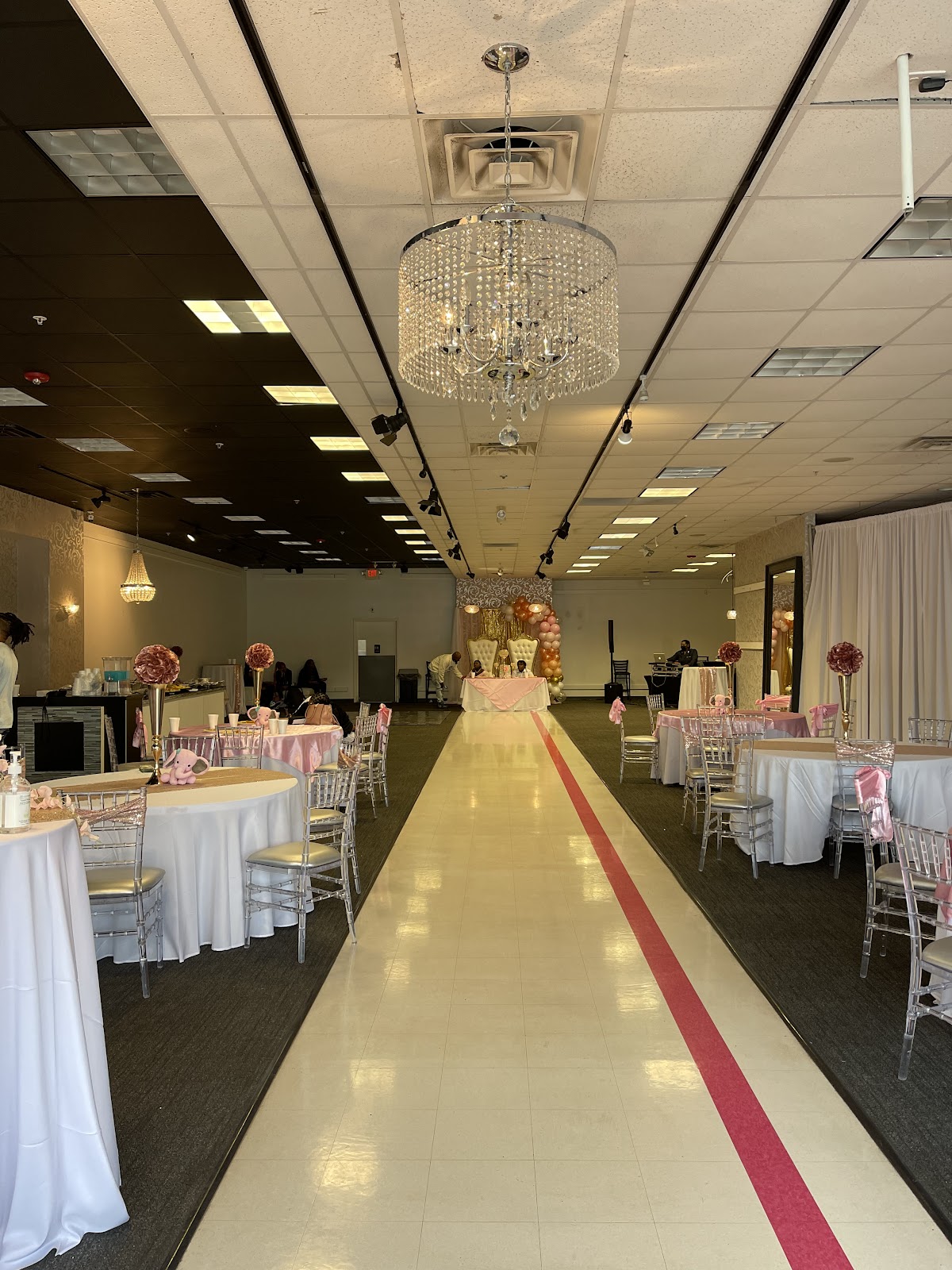 Royal Room Event Center - Wedding Venue | VowVenue.com