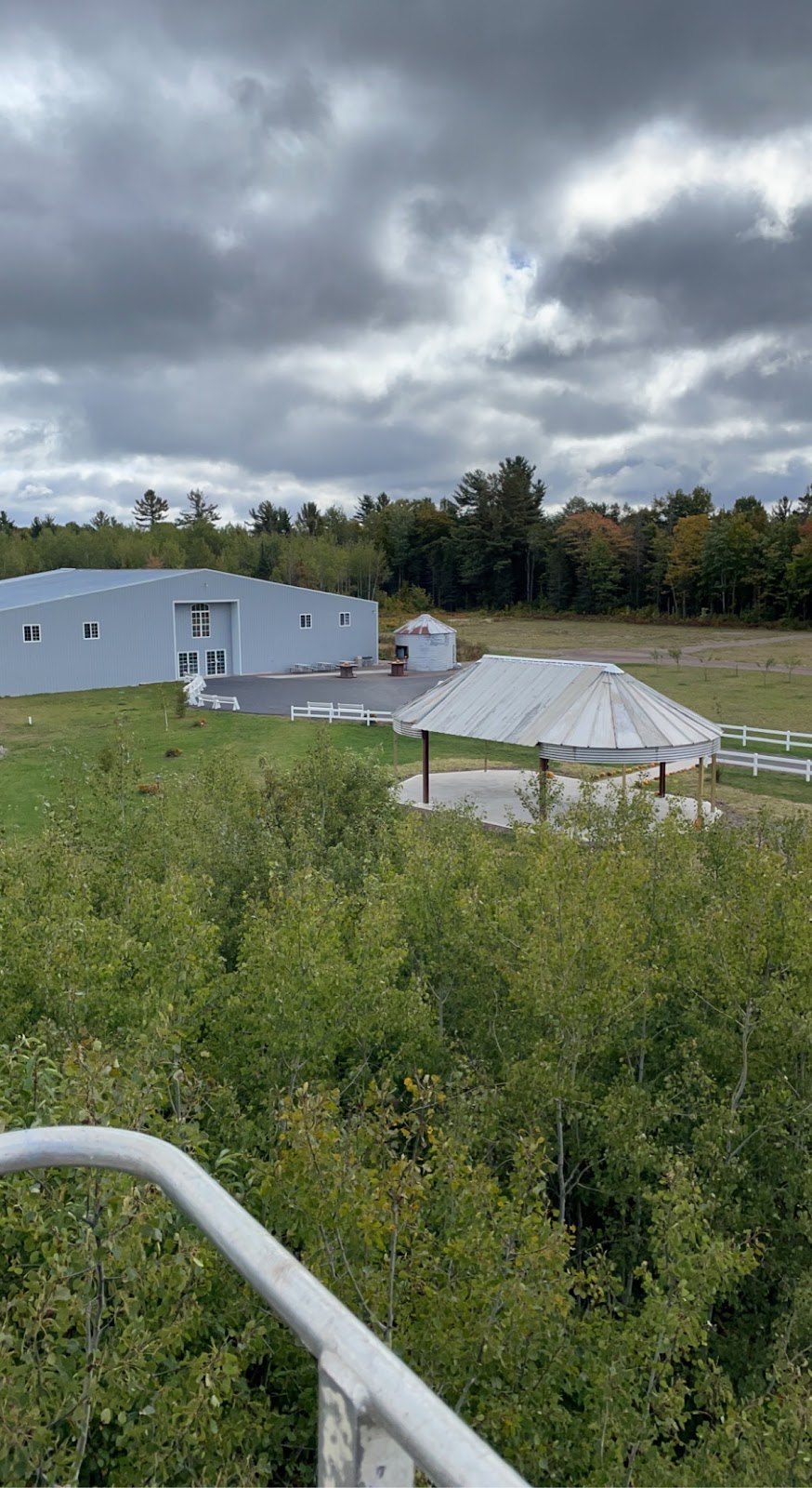 Snowville Farms - Wedding Venue | VowVenue.com
