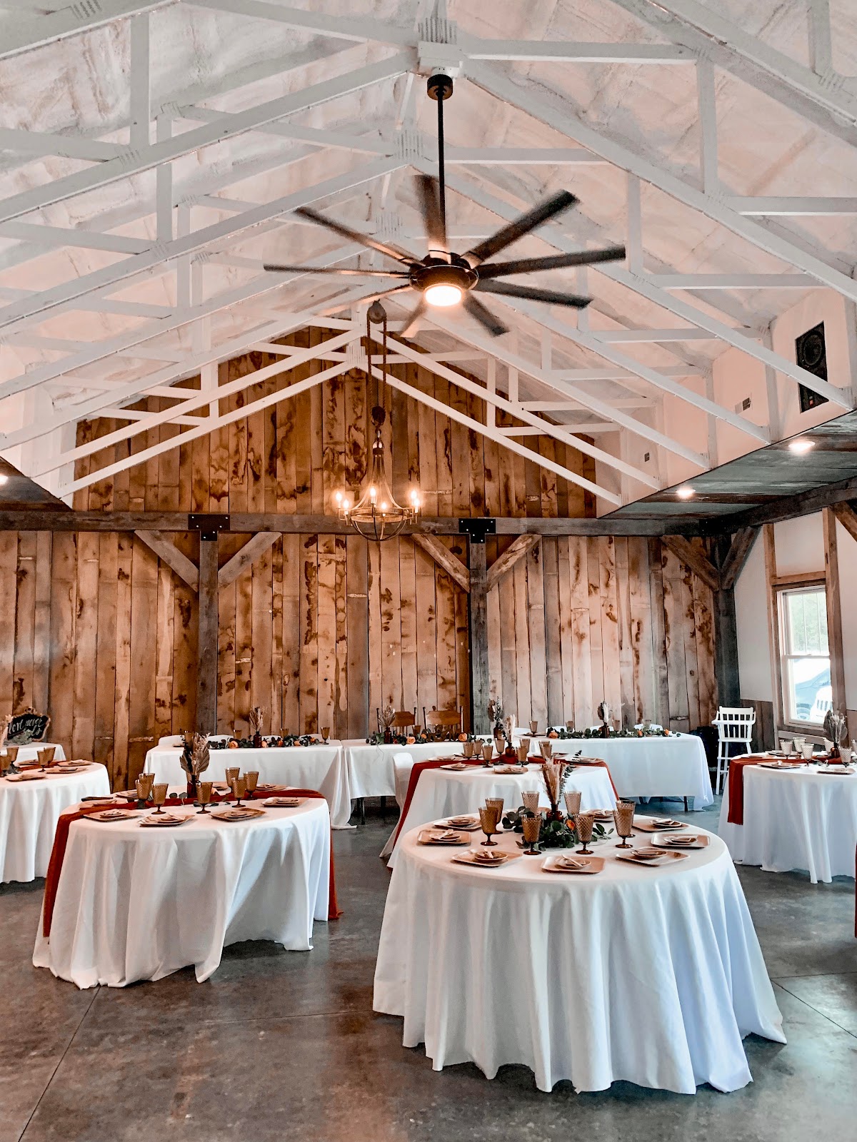 Spring Holler - Wedding Venue | VowVenue.com