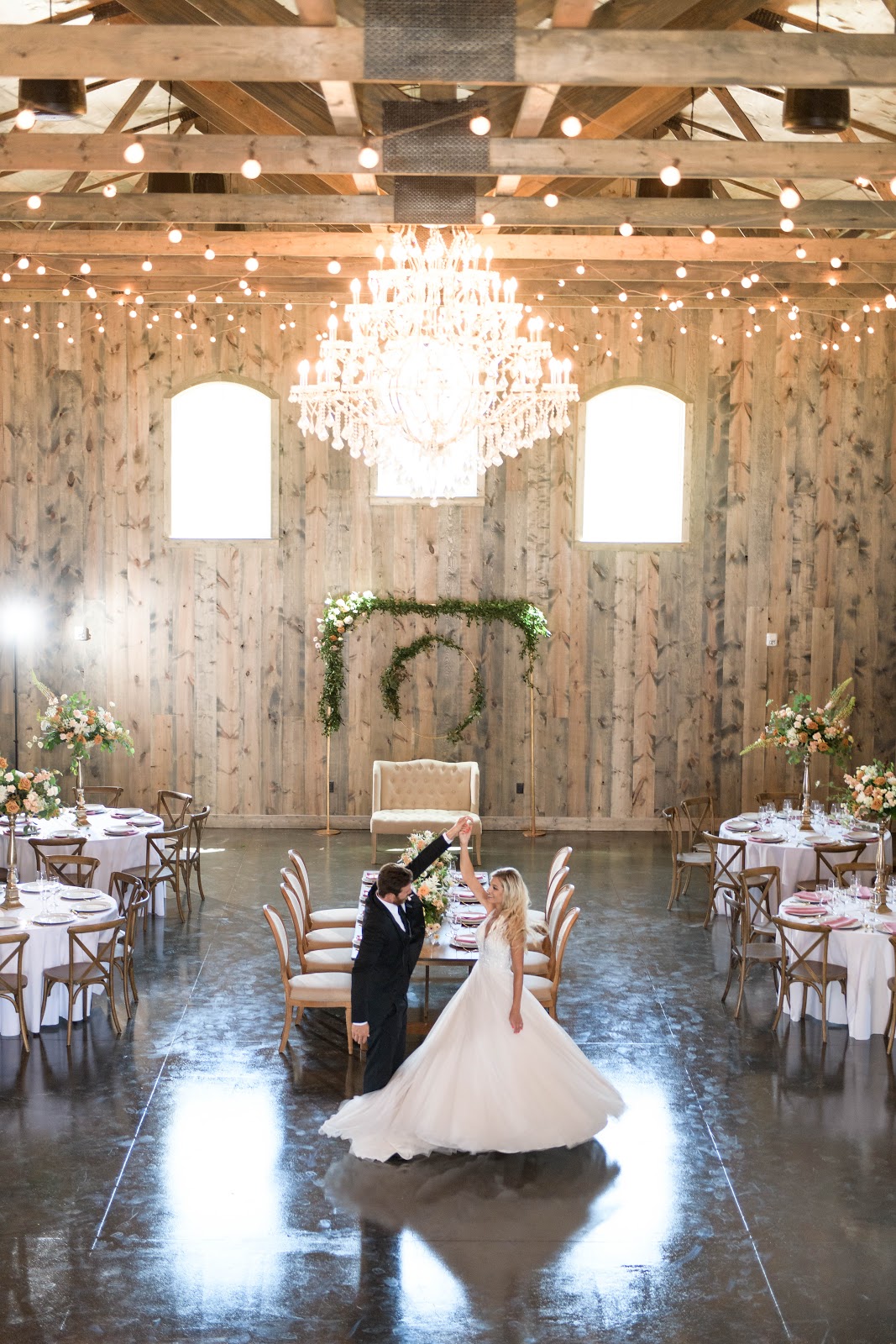 Sun Valley Barn - Wedding Venue | VowVenue.com