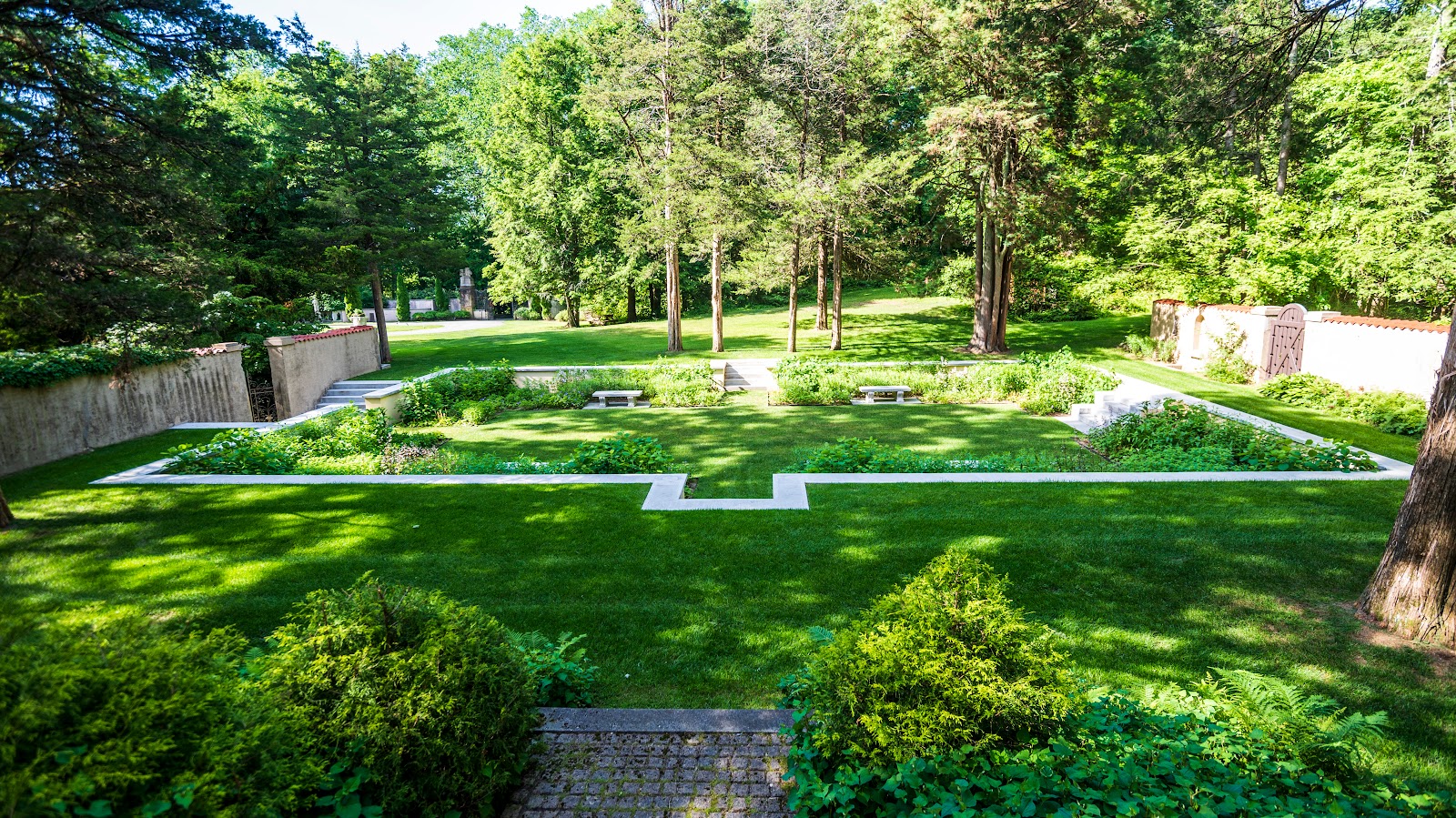 Sunken Garden - Wedding Venue | VowVenue.com