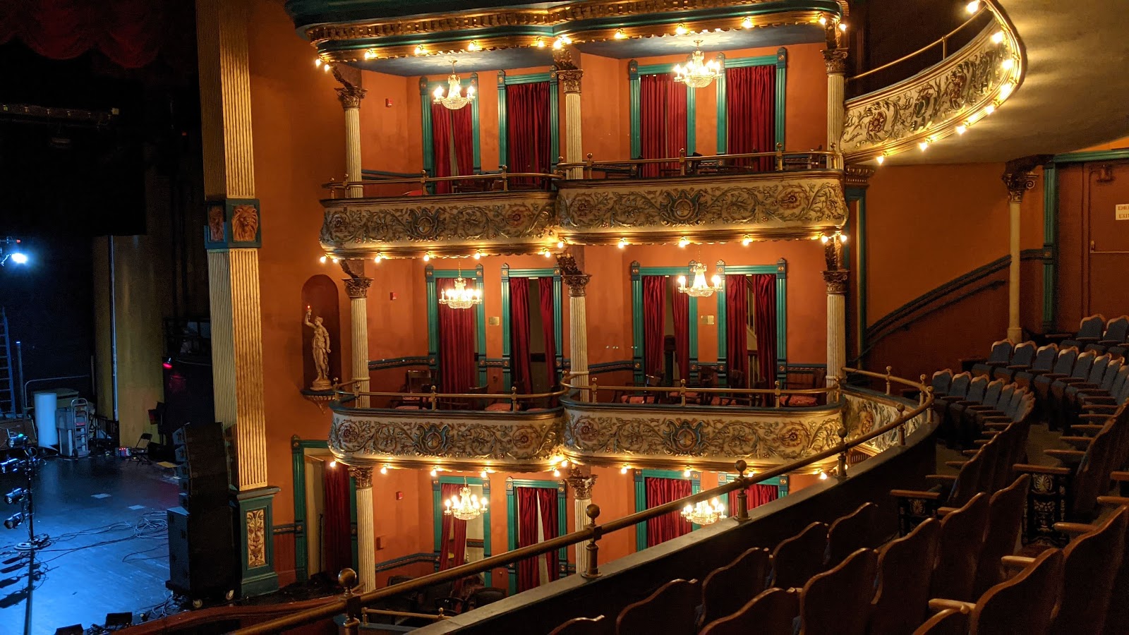 The Grand Opera House - Wedding Venue | VowVenue.com