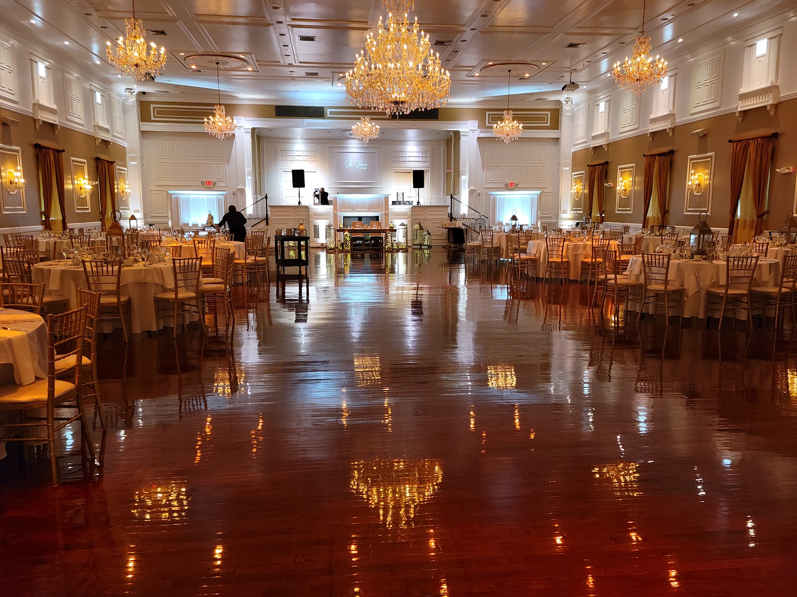 The Hamilton Manor - Wedding Venue | VowVenue.com