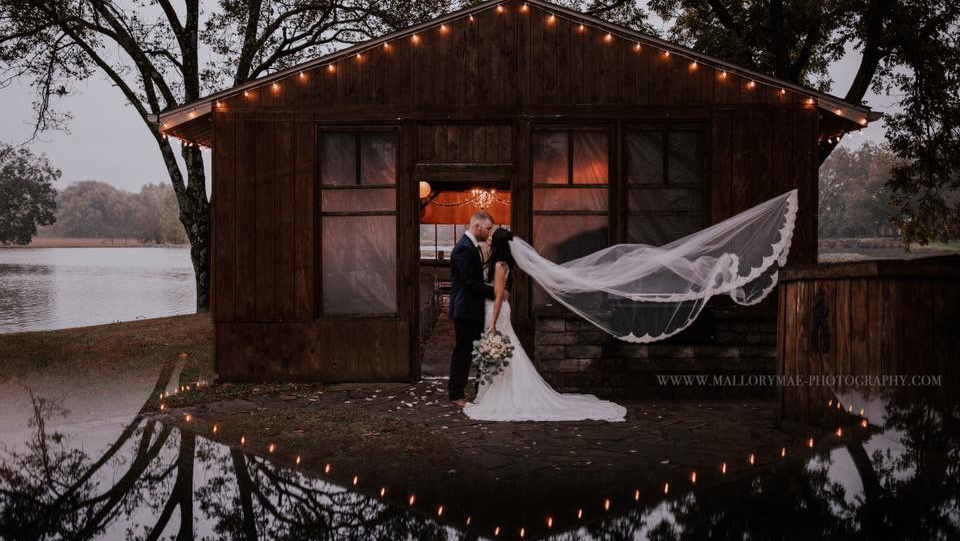 The Waters Edge - Wedding Venue | VowVenue.com