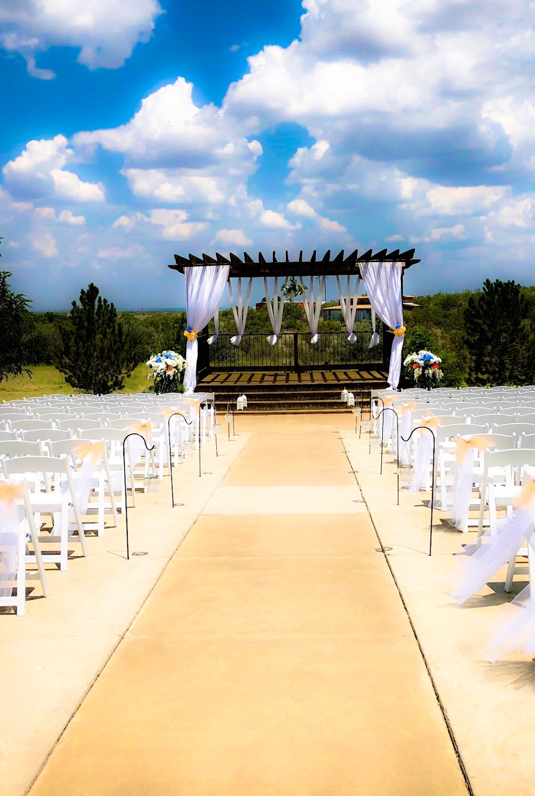 Valley View Event Center - Wedding Venue | VowVenue.com