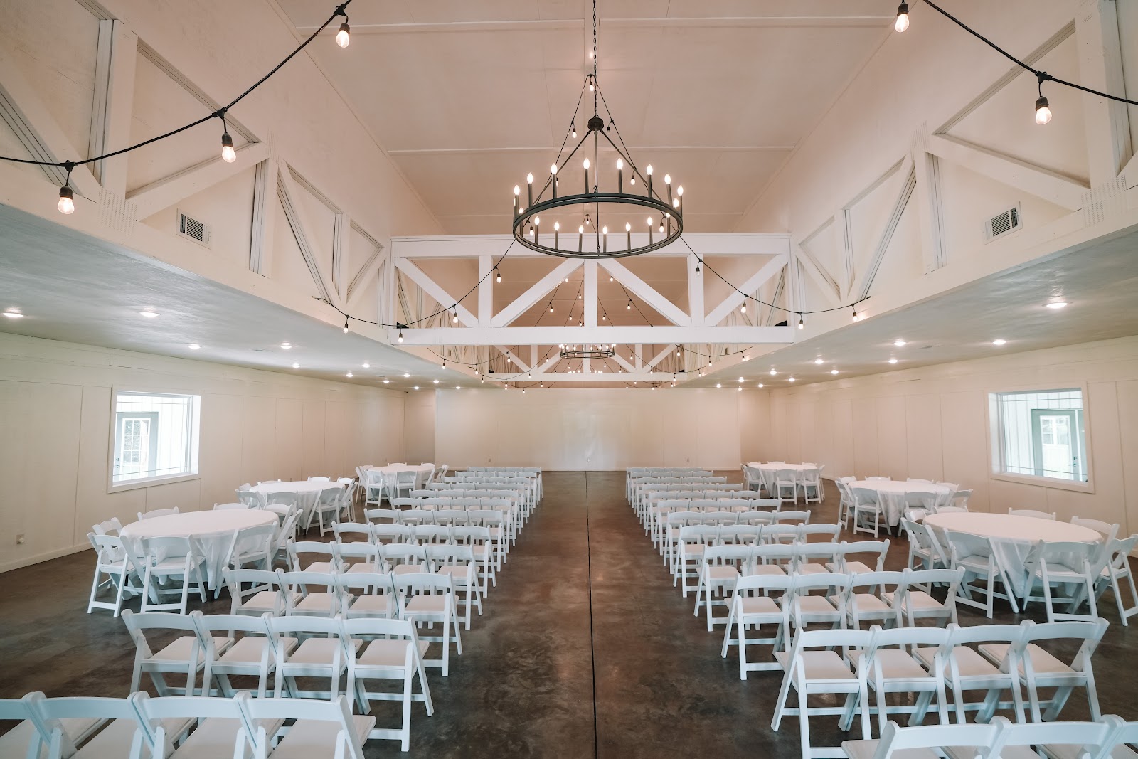 Whispering Winds Wedding & Events Venue - Wedding Venue | VowVenue.com