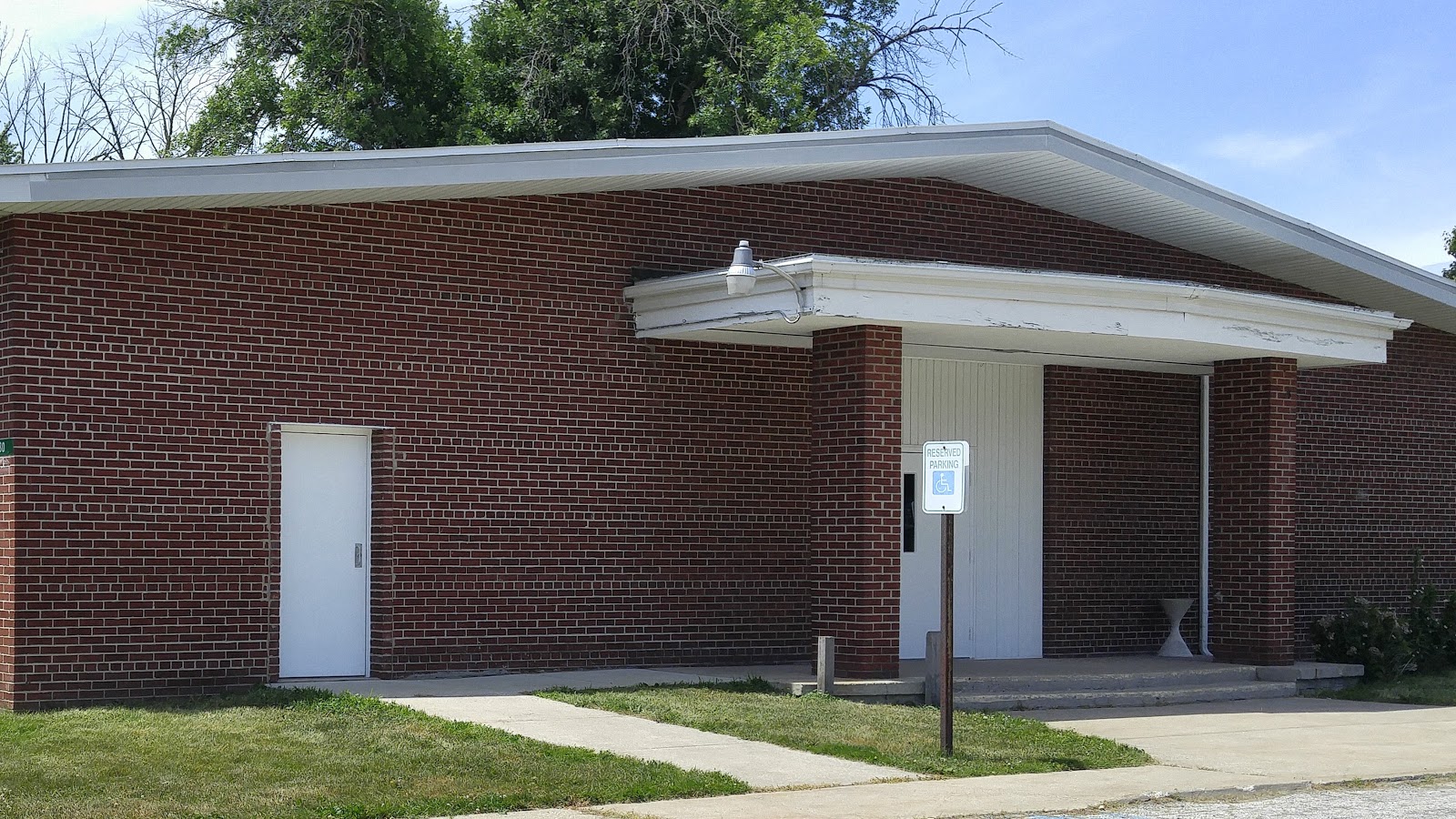 Zilwaukee Community Hall - Wedding Venue | VowVenue.com