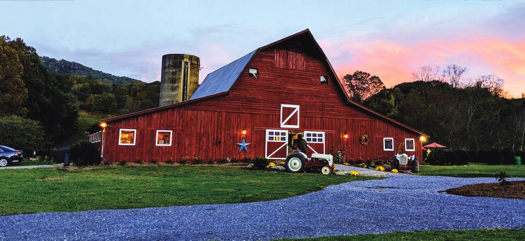 Barn Star Events in Waynesville, NC | Rustic Wedding Venue