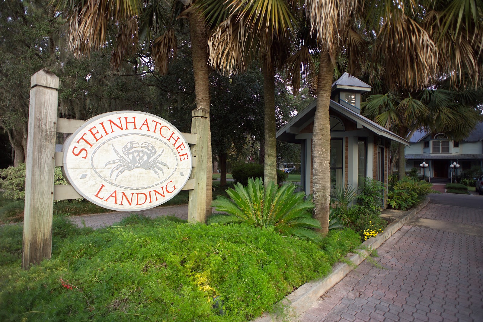 Steinhatchee Landing Resort - Wedding Venue | VowVenue.com