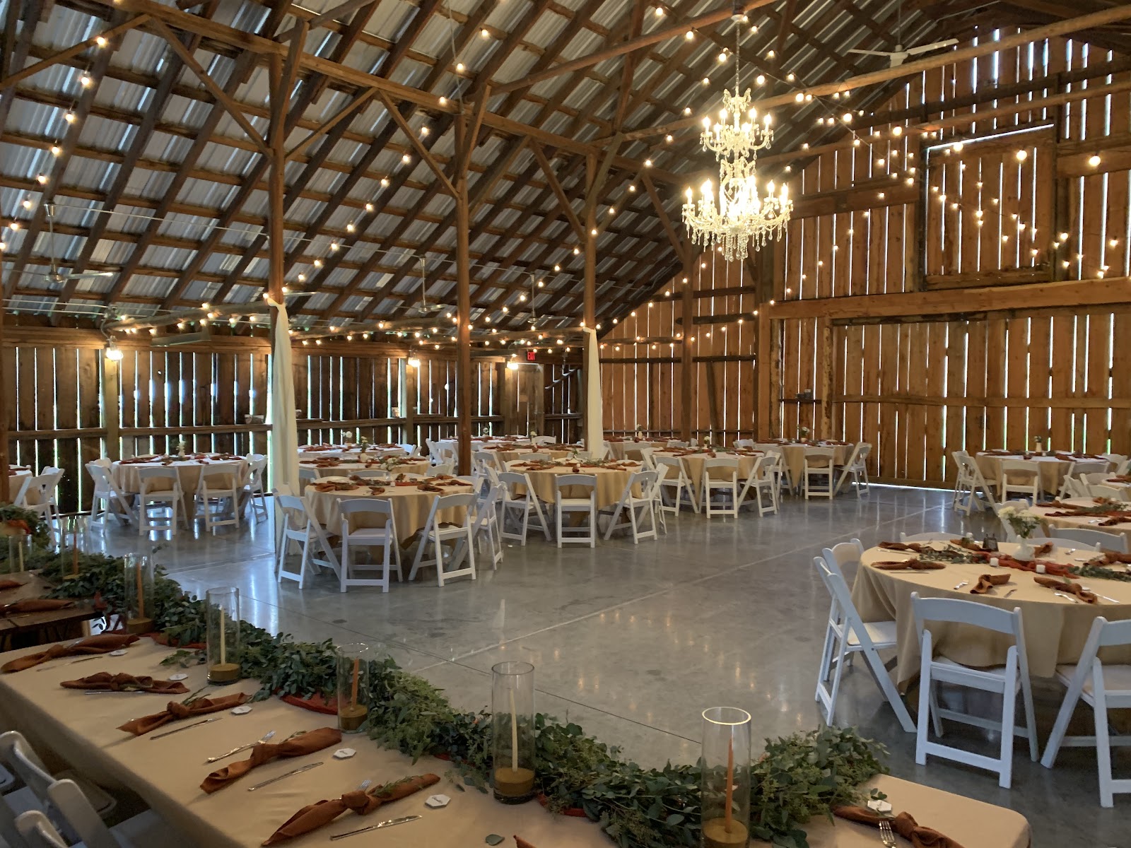 The Barn at Blue Meadows - Wedding Venue | VowVenue.com